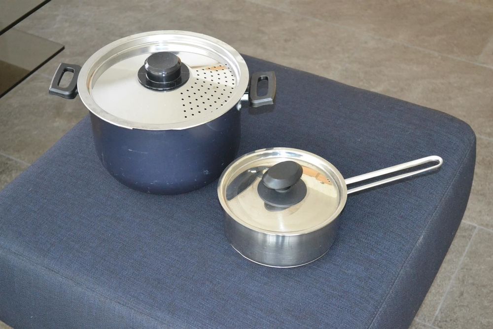 2 Kochtöpfe mit Deckel (Gebraucht) in Strengelbach für CHF 3 – mit ...