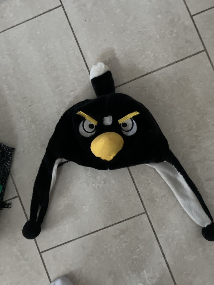 Chapeau Angry Birds Bomb, taille unique, comme neuf! (D'occasion) à Bex ...