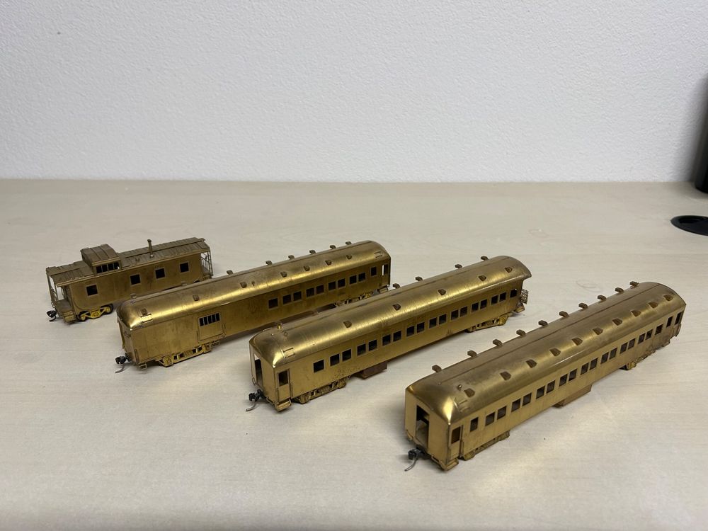 4 amerikanische Messing Wagen Spur H0 (Gebraucht) in Reitnau für CHF 93 ...