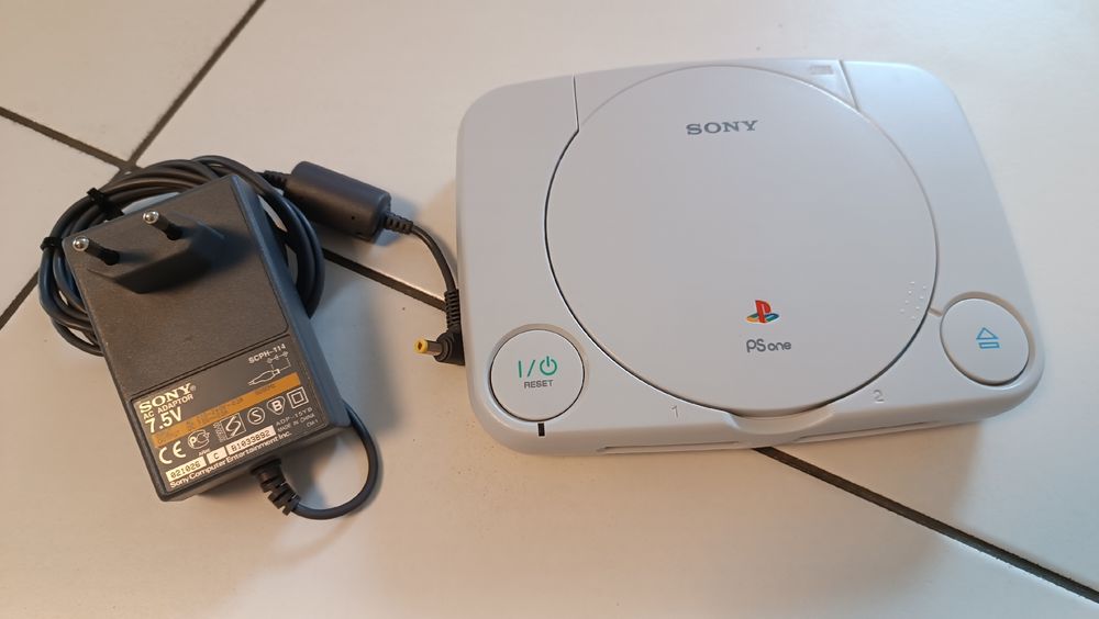 Sony PlayStation 1 PSone mit Modchip | Kaufen auf Ricardo