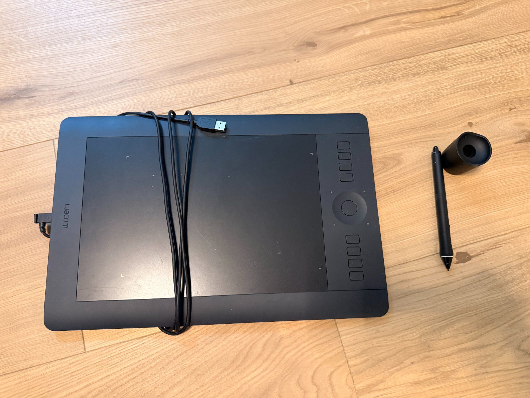 Wacom Intuos Pro M (Gebraucht) in Zürich für CHF 110 – mit Lieferung ...