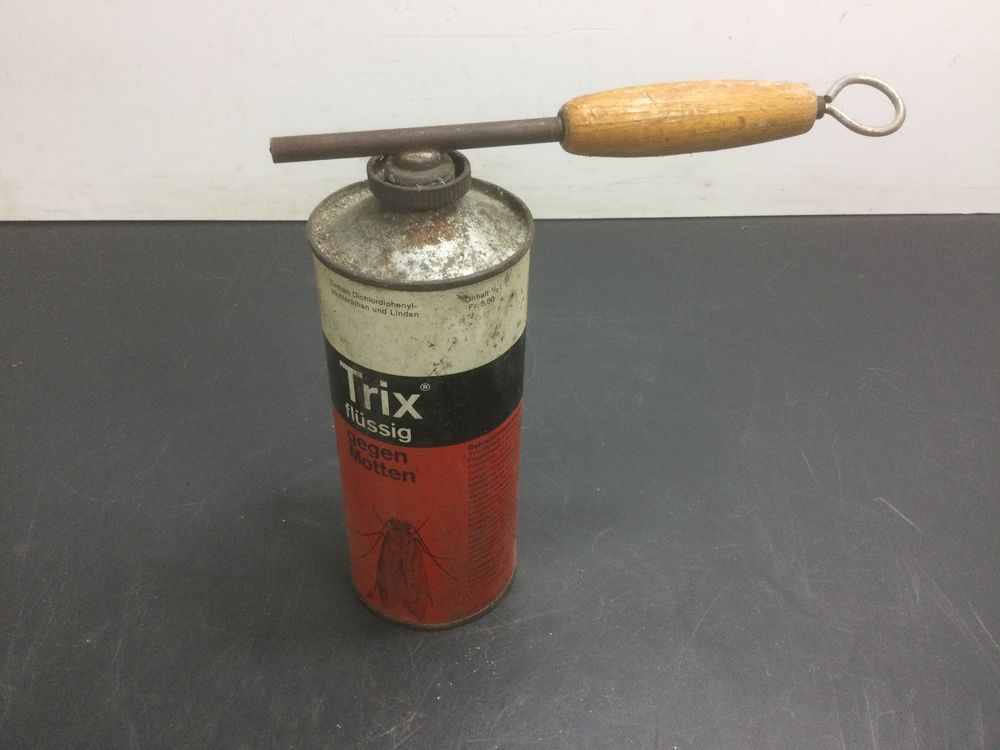 Kleine Pumpe Trix flüssig gegen Motten (Gebraucht) in Wangen SZ für CHF ...