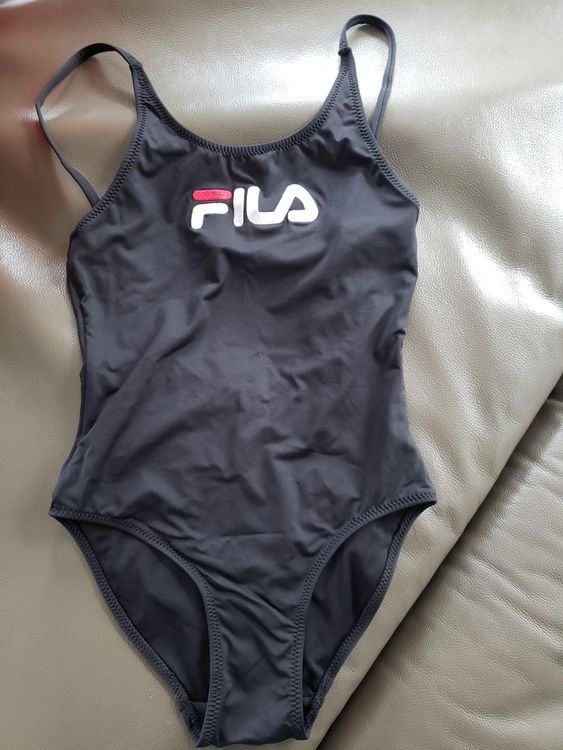 1 maillot de bain Fila fille Gr.134-140 | Kaufen auf Ricardo