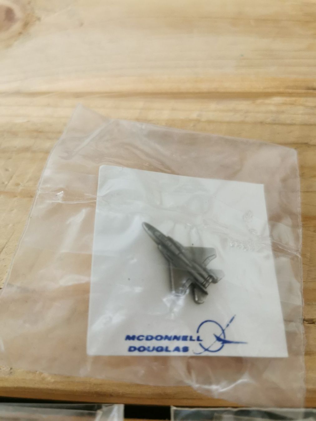 Pin F/A-18 Hornet Luftwaffe Armee Militär (Gebraucht) in Neuenkirch für ...