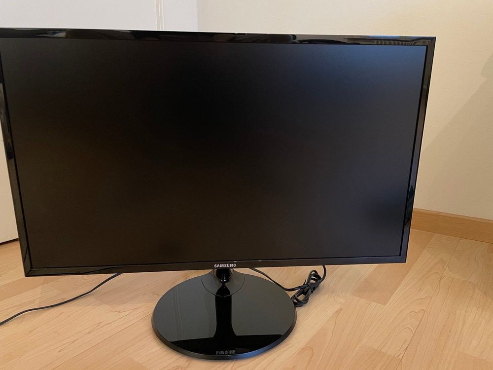 Samsung 27" Full HD Super Slim Monitor | Kaufen auf Ricardo