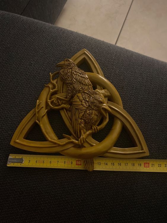 Die zwei Raben von Odin auf einer Rune (Gebraucht) in Berikon für CHF ...