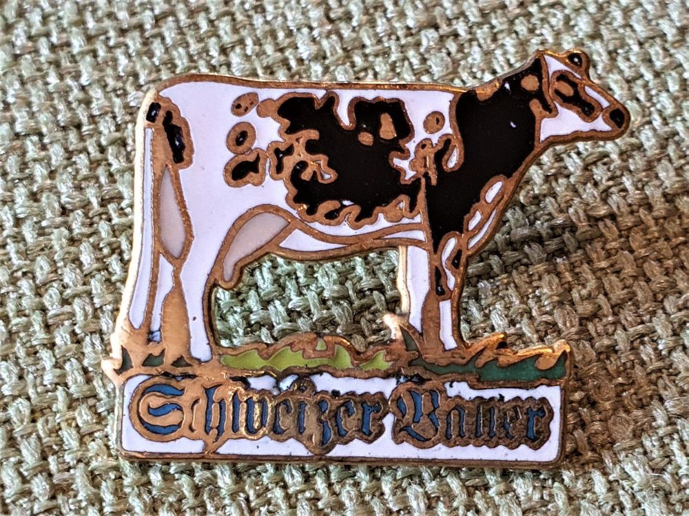G581 - Pin Schweizer Bauer Kuh Cow (Gebraucht) in Reinach BL für CHF 2 ...