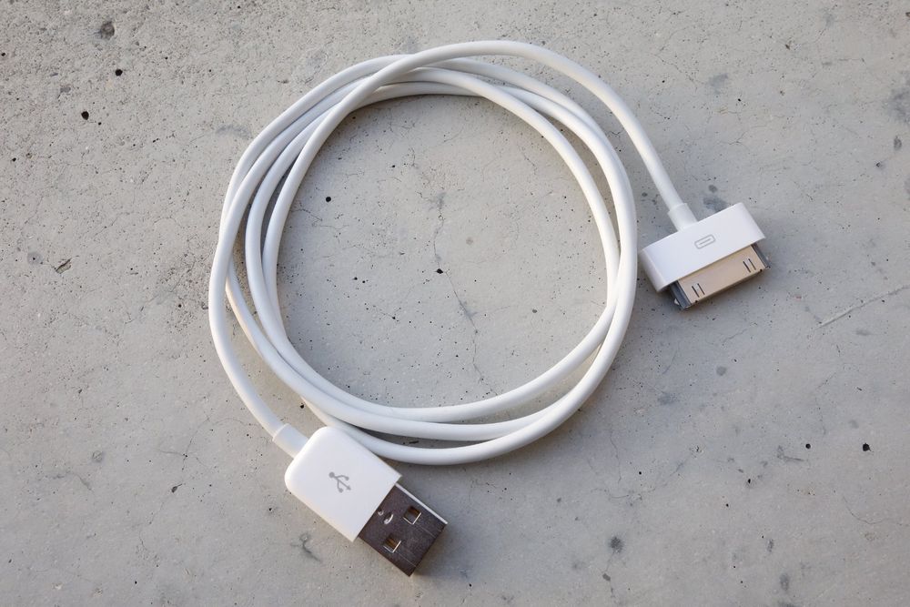 Original Apple 30 Pin USB Datenkabel für iPod, iPhone (Gebraucht) in St ...