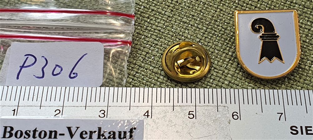 P306 - Pin Schweiz Kanton Wappen Kantonswappen - Basel-Stadt (Gebraucht) in Reinach BL für CHF 1 ...