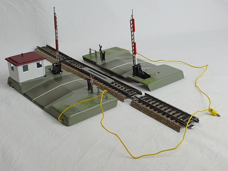 Märklin 7192 El. Bahnübergang neuwertig, OVP | Kaufen auf Ricardo