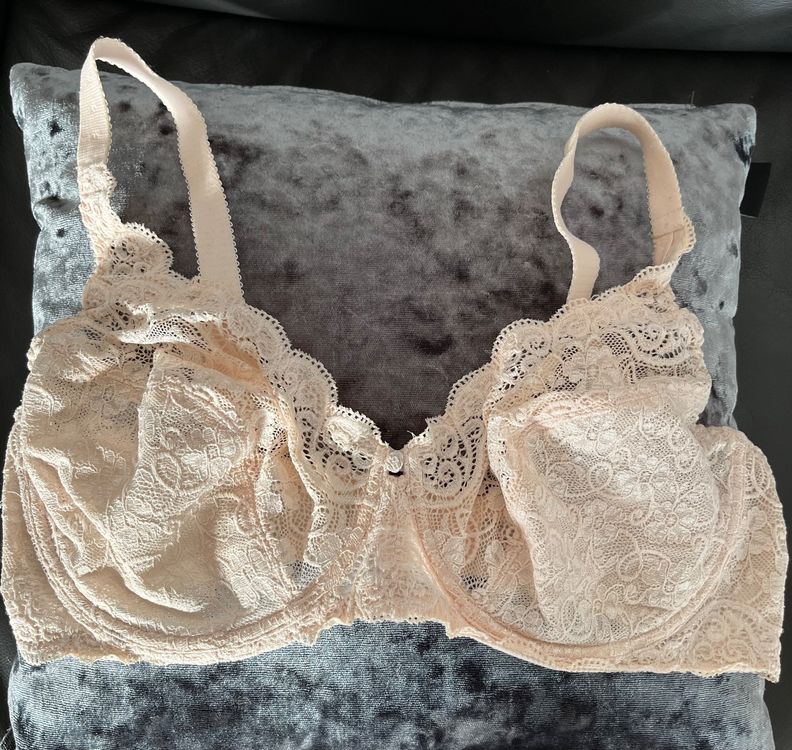 Amourette Bügel-BH, 85 C, mit Spitze von Triumph | Kaufen auf Ricardo