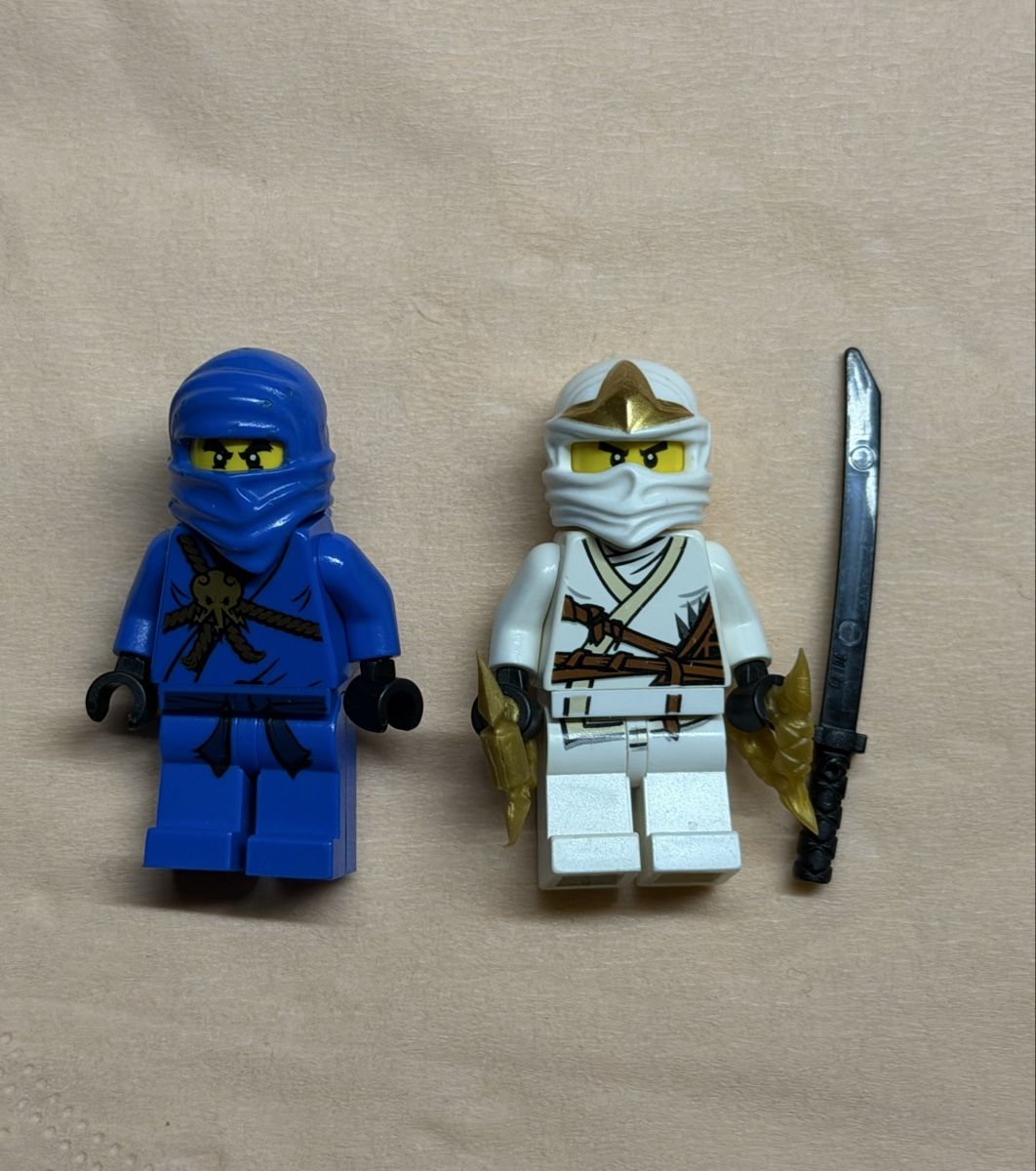 2 stück LEGO Ninjago: Jay (Blau) & Zane (Weiss) (Gebraucht) in ...