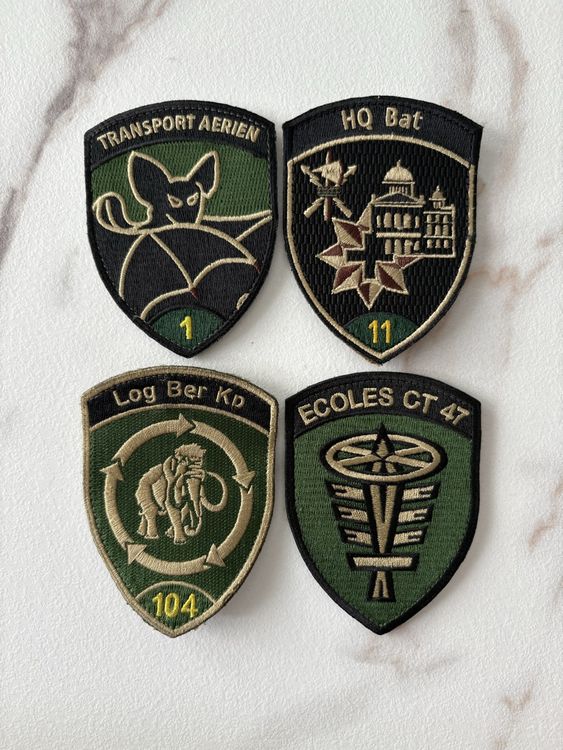 Armée Suisse : Badges (Gebraucht) in Conthey für CHF 15 – mit Lieferung ...