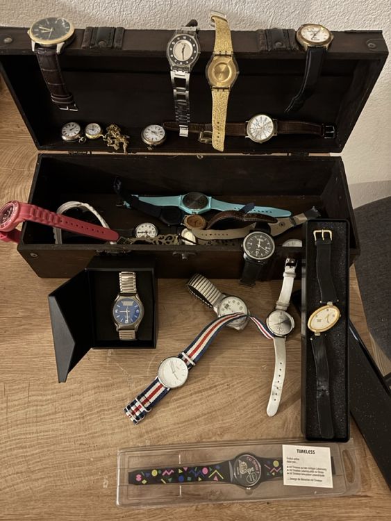 28 Uhren im Set mit Truhe – Antik & Sammler ⏱️ (Gebraucht) in Orpund ...