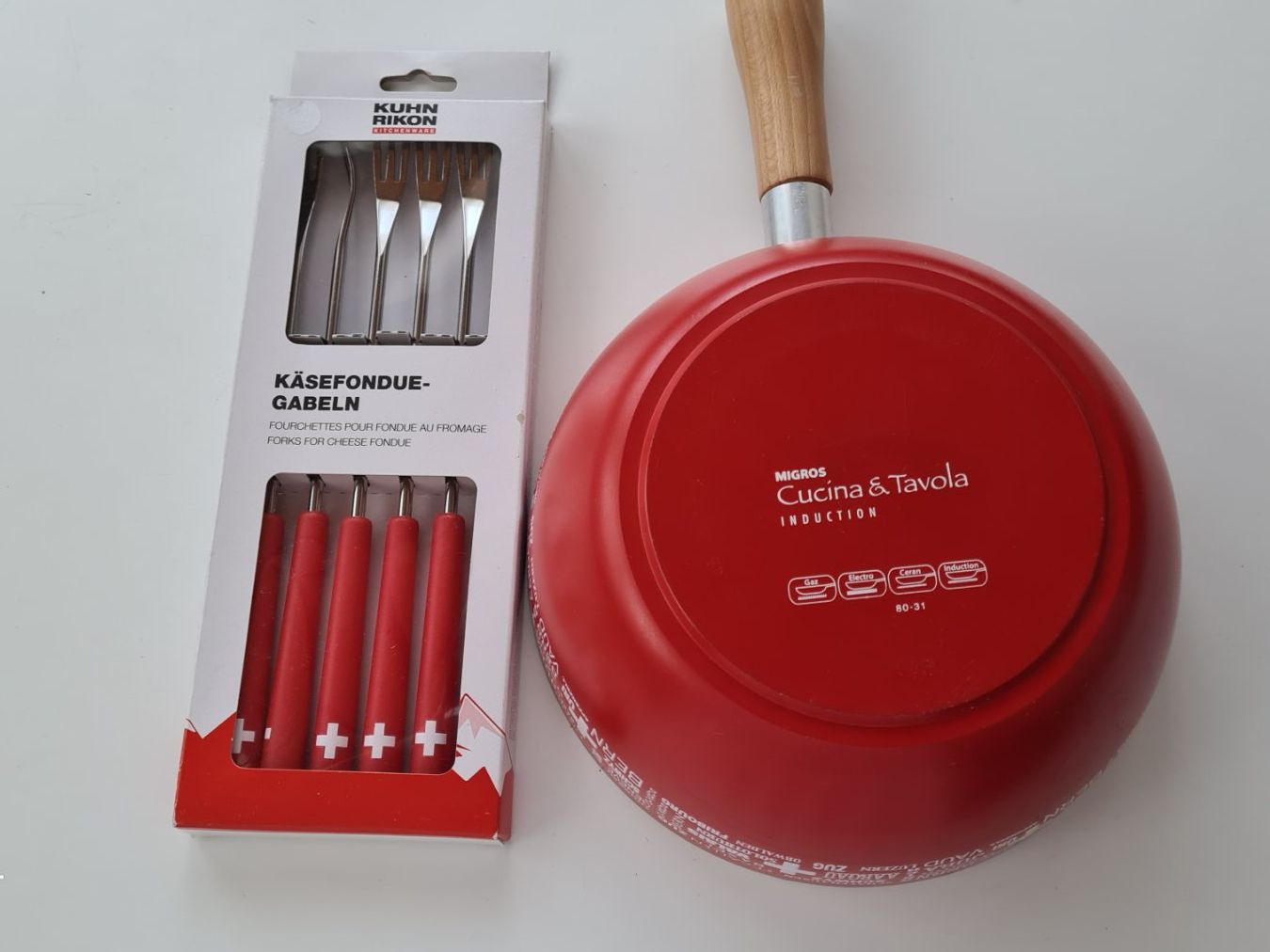 Chinoise Käse Fondue Pfanne inkl. 6 Brot Gabeln 1. August (Gebraucht ...