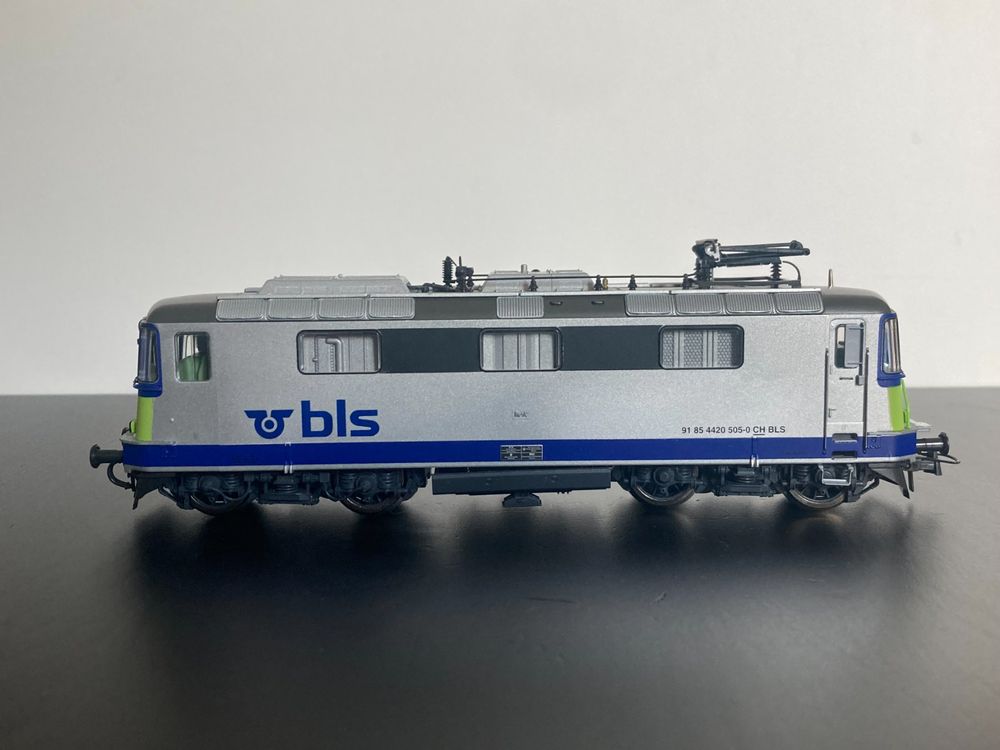 H0 EMB Bls Re 4/4 Nina 505 Kleinserie | Kaufen auf Ricardo