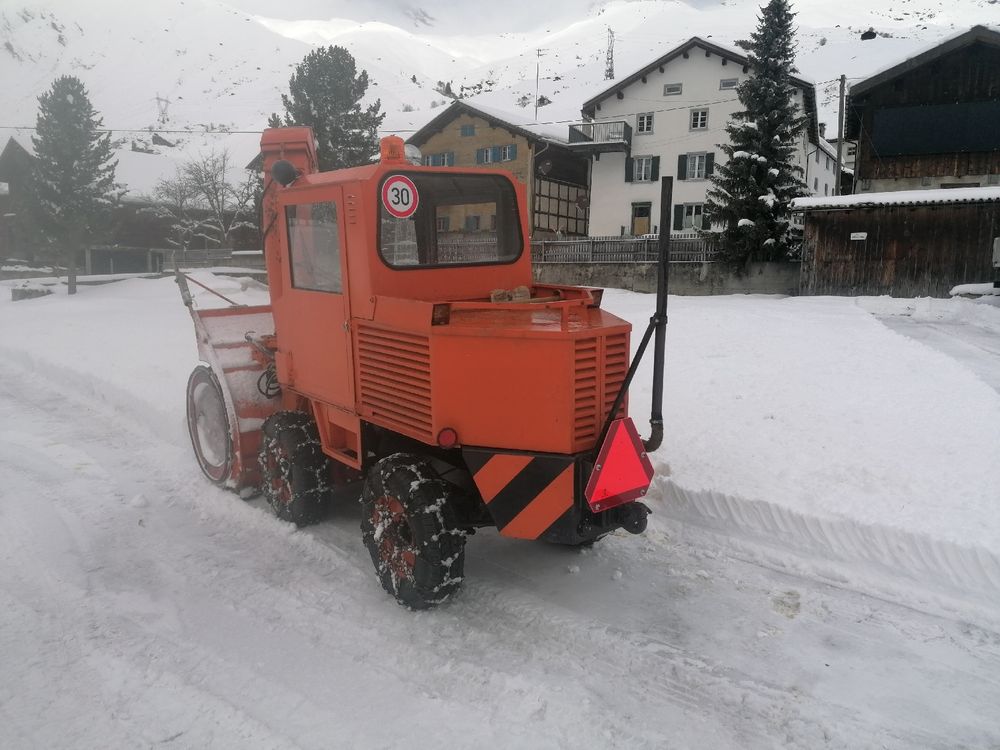 Schneefräse Rolba R200 frisch Mfk (Gebraucht) in Nufenen für CHF 5000 ...