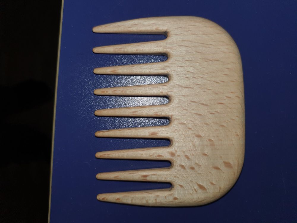 Kam aus Holz (Gebraucht) in für CHF 1 – mit Lieferung auf Ricardo kaufen