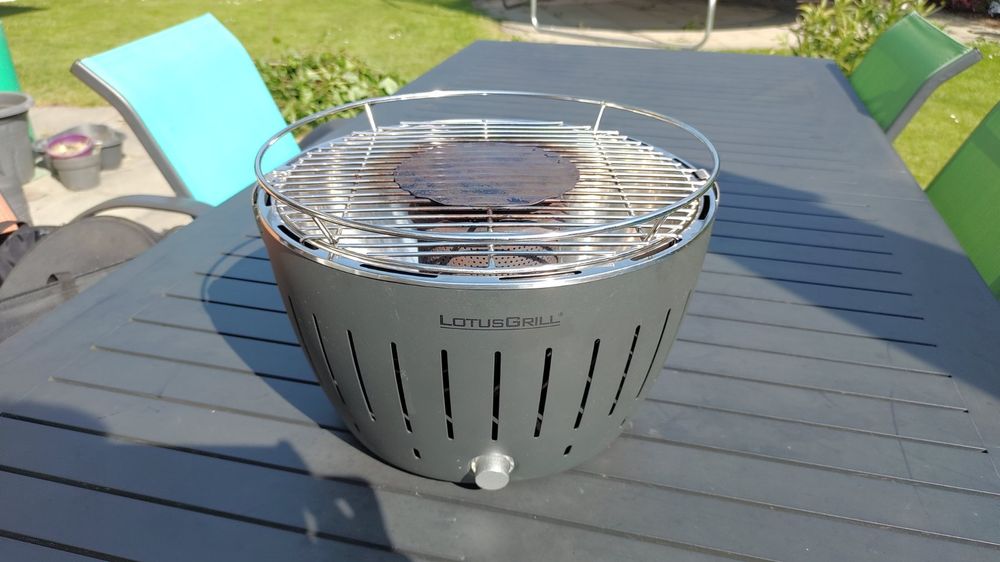 Tischgrill von Lotus (Gebraucht) in Halten für CHF 73 – nur Abholung ...