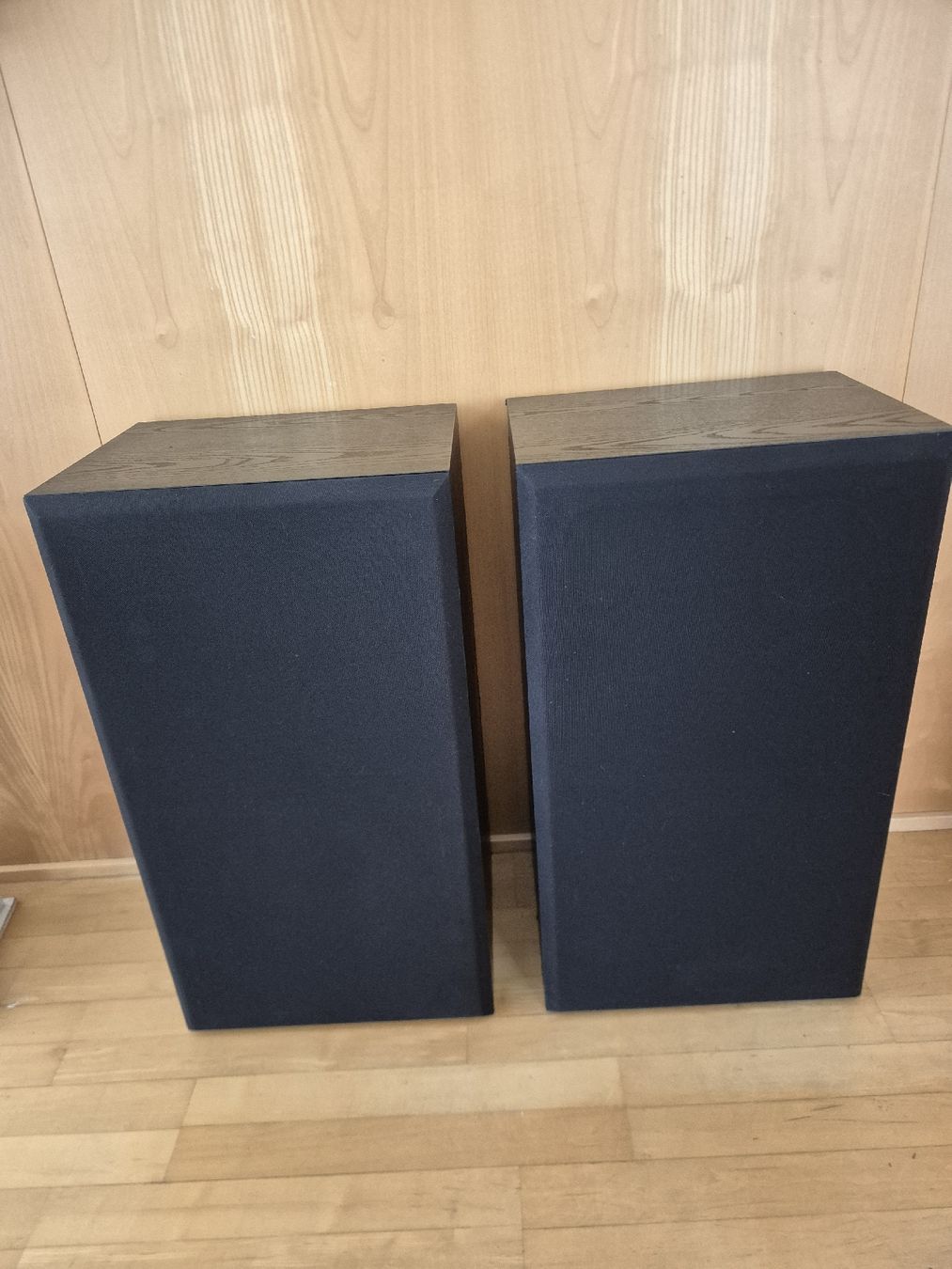 Acoustic Studio Monitor 3311 – 3-Wege Standlautsprecher (Gebraucht) in ...