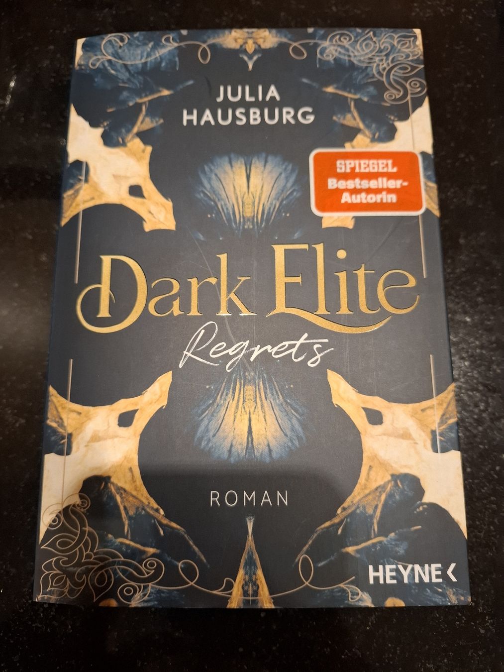 Dark Elite Regrets - Julia Hausburg, wie Neu, Roman (Gebraucht) in ...