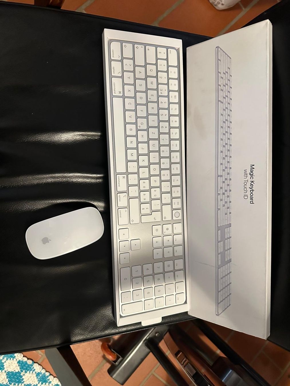 Apple Magic Keyboard Touch ID CH et Magic Mouse USB C (Neu und ...