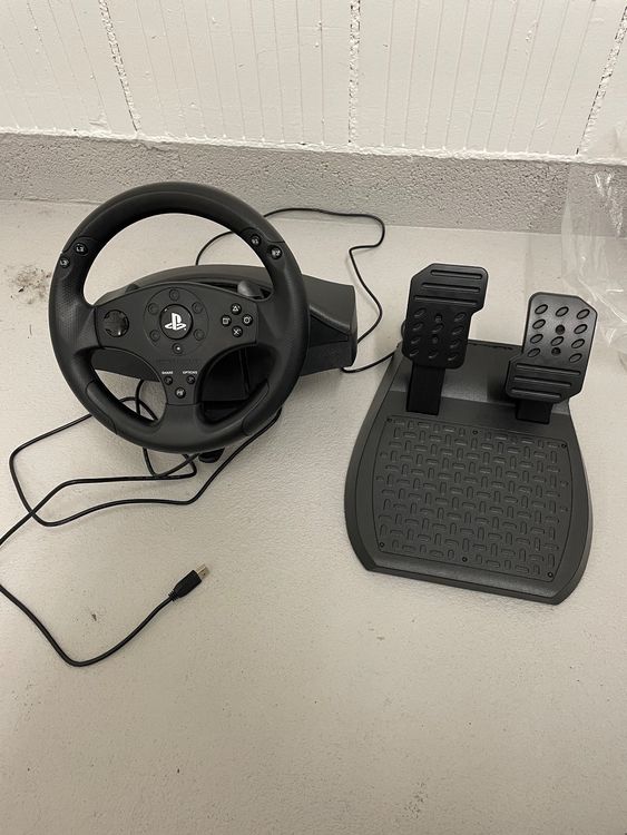 THRUSTMASTER Lenkrad mit Gaspedal (Gebraucht) in für CHF 14 – nur Abholung auf Ricardo kaufen