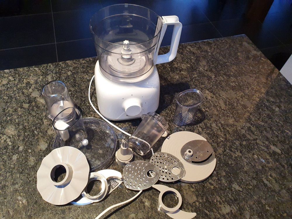 Küchenmaschine Philips (D'occasion) à Herdern pour CHF 7 – avec ...