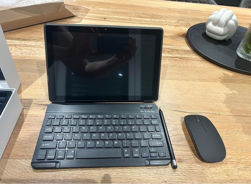 Tablet 10 Zoll 8-in-1 Kit Android 14 (Neu und originalverpackt) in ...