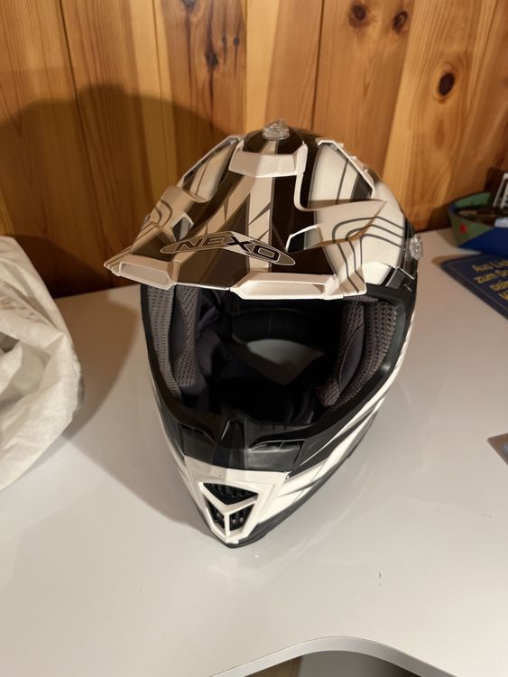 Motorradhelm (Gebraucht) in Oberwil i. S. für CHF 1 – mit Lieferung auf ...