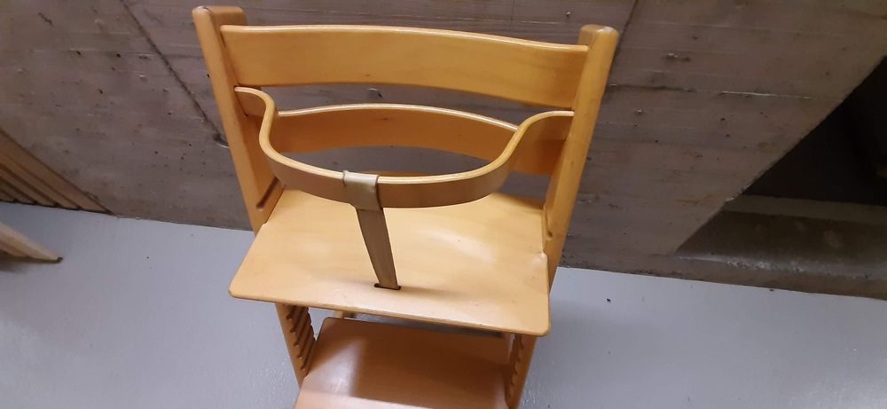 Tripp Trapp mit Bügel und Lederriemen | Kaufen auf Ricardo