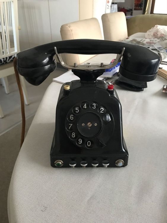Altes Telefohn (Defekt) in für CHF 20 – mit Lieferung auf Ricardo kaufen