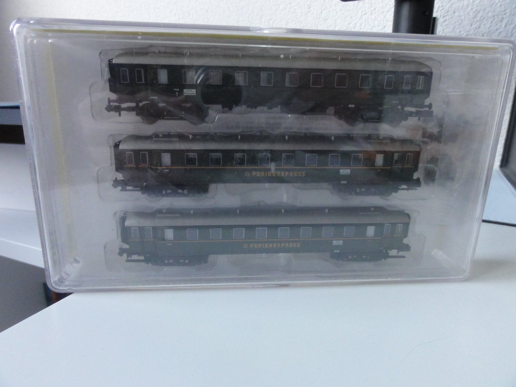 Minitrix Spur N 15758 Wagen-Set DER Ferienexpress m. 3 Wagen (Neu ...