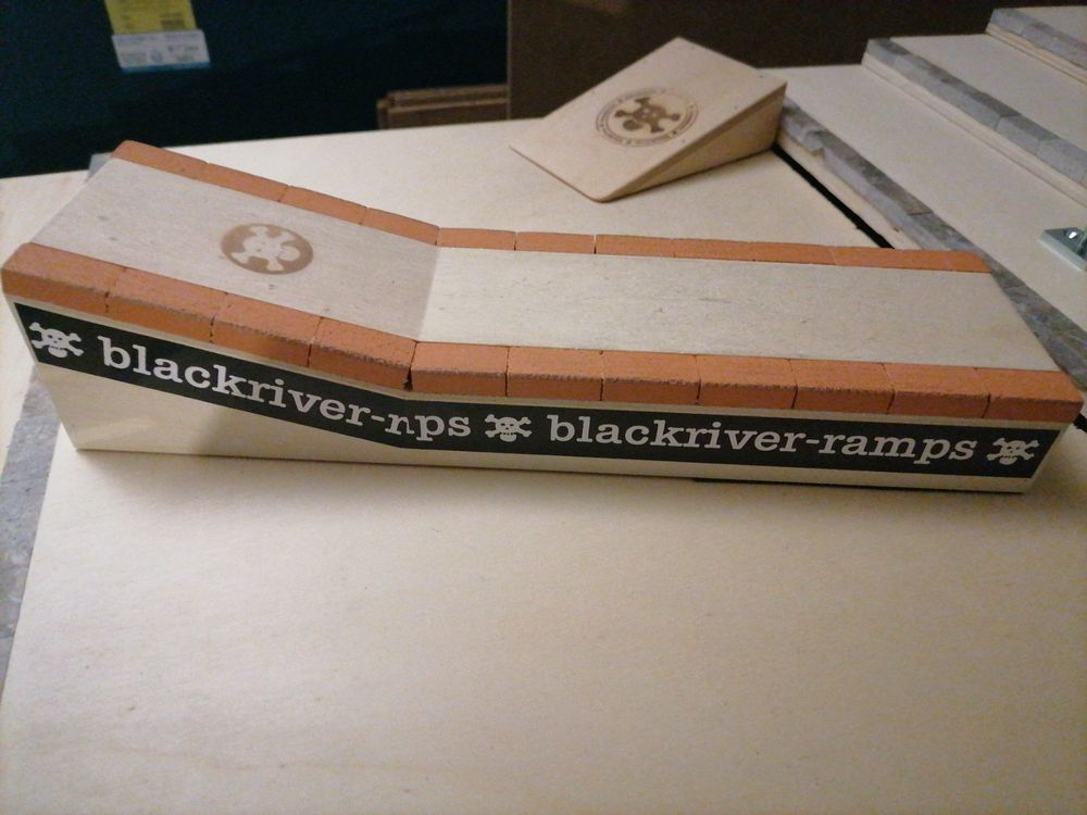 Blackriver rampe Brick Curb fingerboard (Neu (gemäss Beschreibung)) in ...