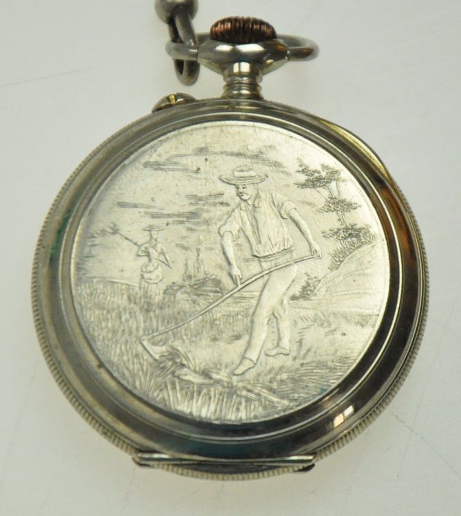 Antike verzierte Taschenuhr mit Uhrenkette, läuft (Gebraucht) in Wettingen für CHF 20 – mit ...