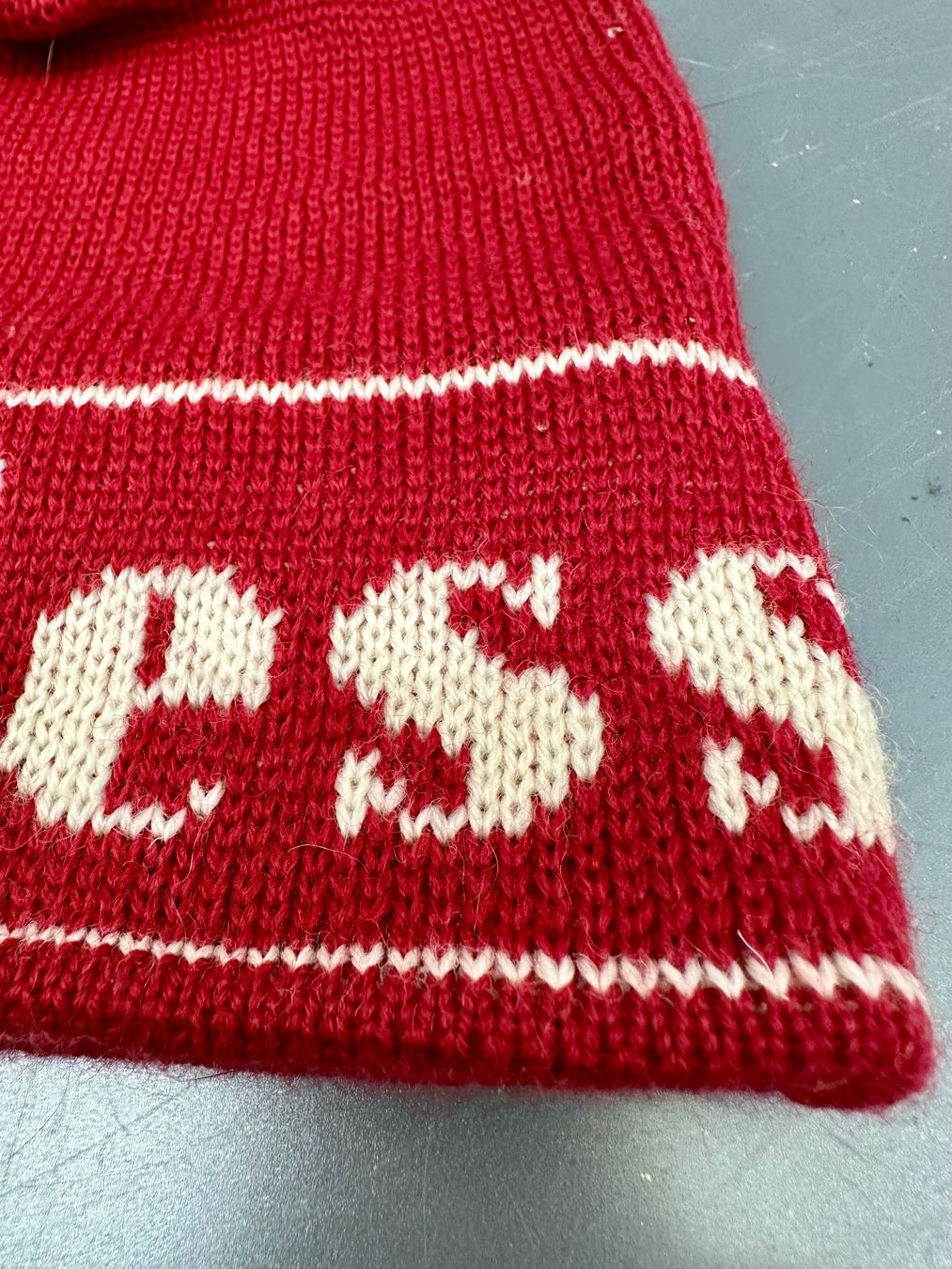 KAPPE „ELLESSE“ AB 1.- !!! (Gebraucht) in Zürich für CHF 1 – nur ...