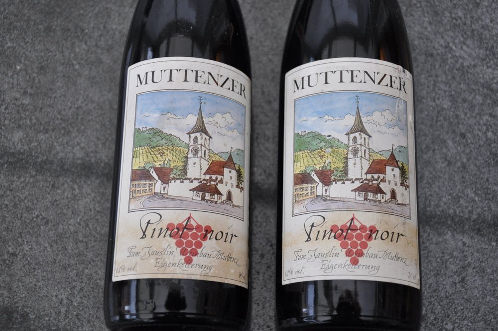 Wein MUTTENZER Pinot noir 2005, 2 Flaschen 13%/70cl, Jauslin | Kaufen ...