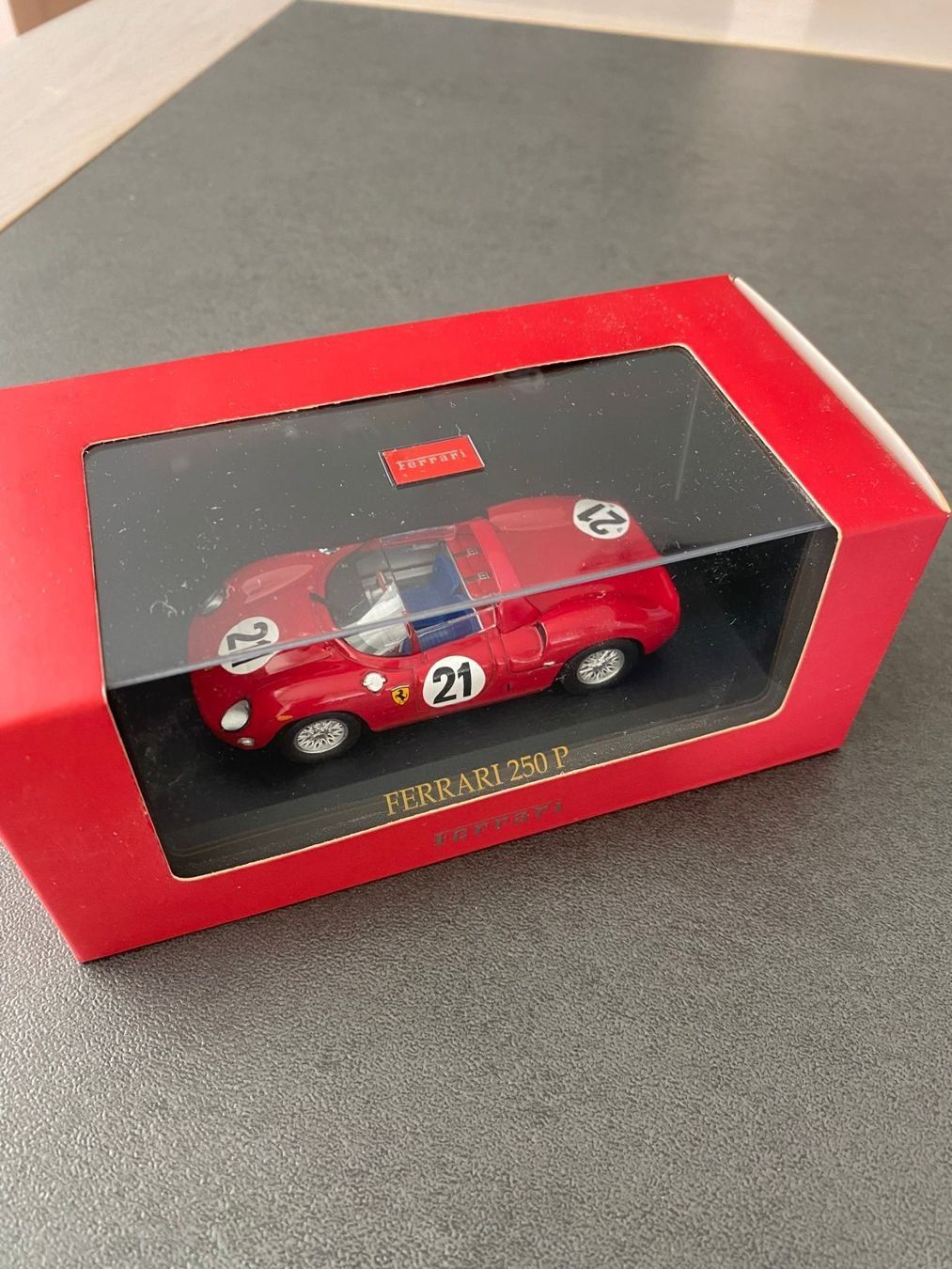 Ixomodels Ferrari 250 P, numéro 21 (Neu (gemäss Beschreibung)) in ...