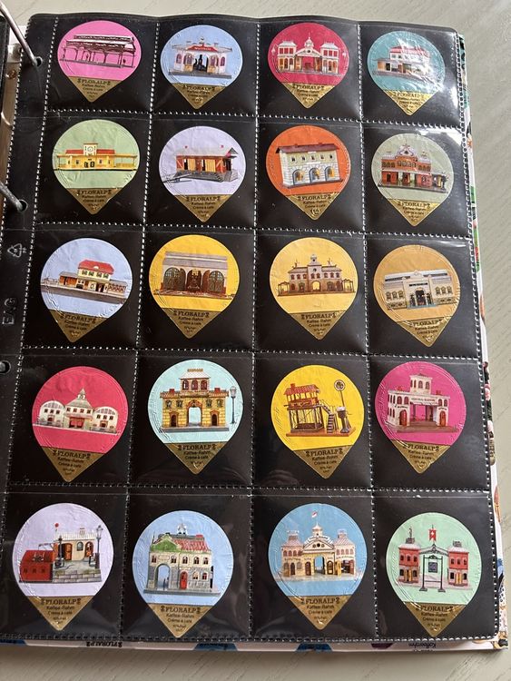 Kaffeerahmdeckeli-Sammlung aus den 90er-Jahren (Gebraucht) in Zürich für CHF 13.5 – mit ...