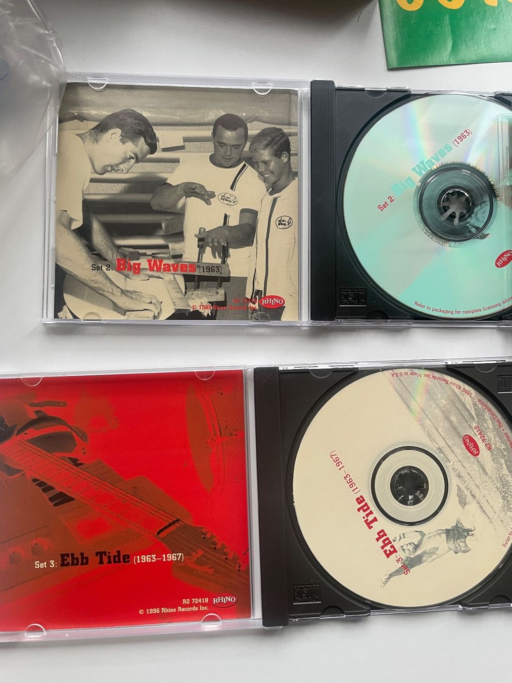 Cowabunga! — The Surf CD-Box für Beach Boys & Surfer Girls (Gebraucht ...