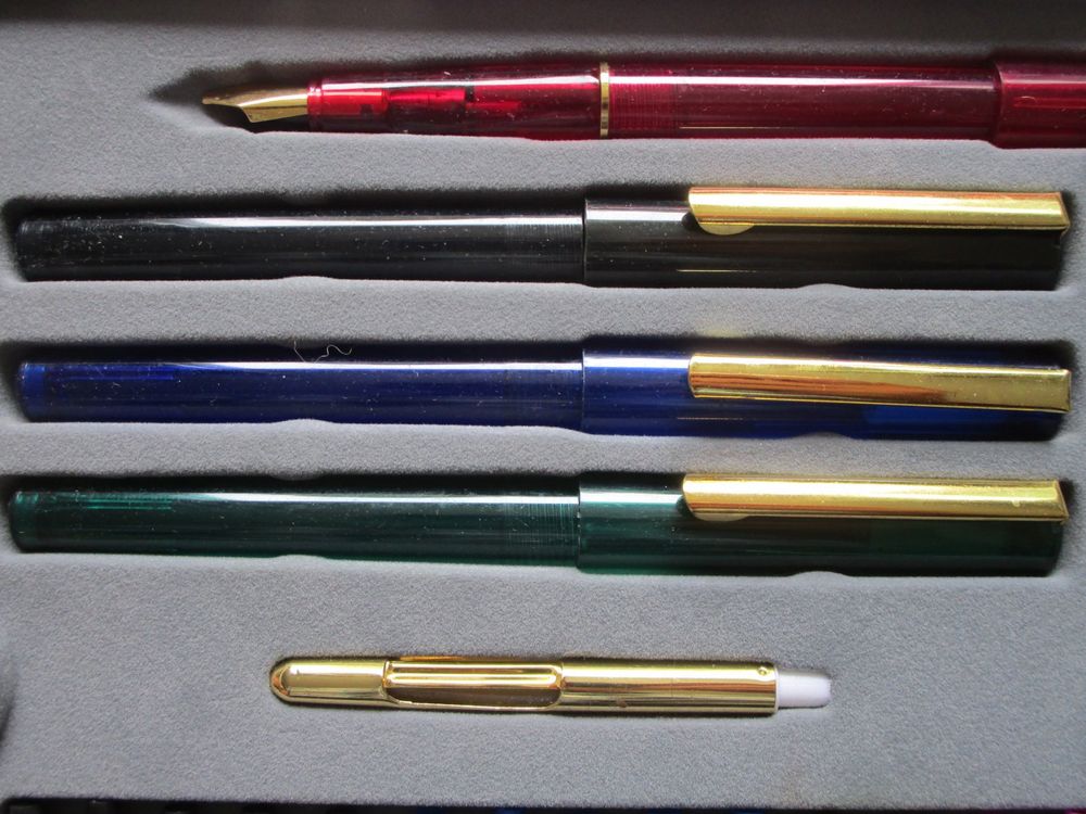 Calligraphy Set (Neu (gemäss Beschreibung)) in Heimberg für CHF 13 ...