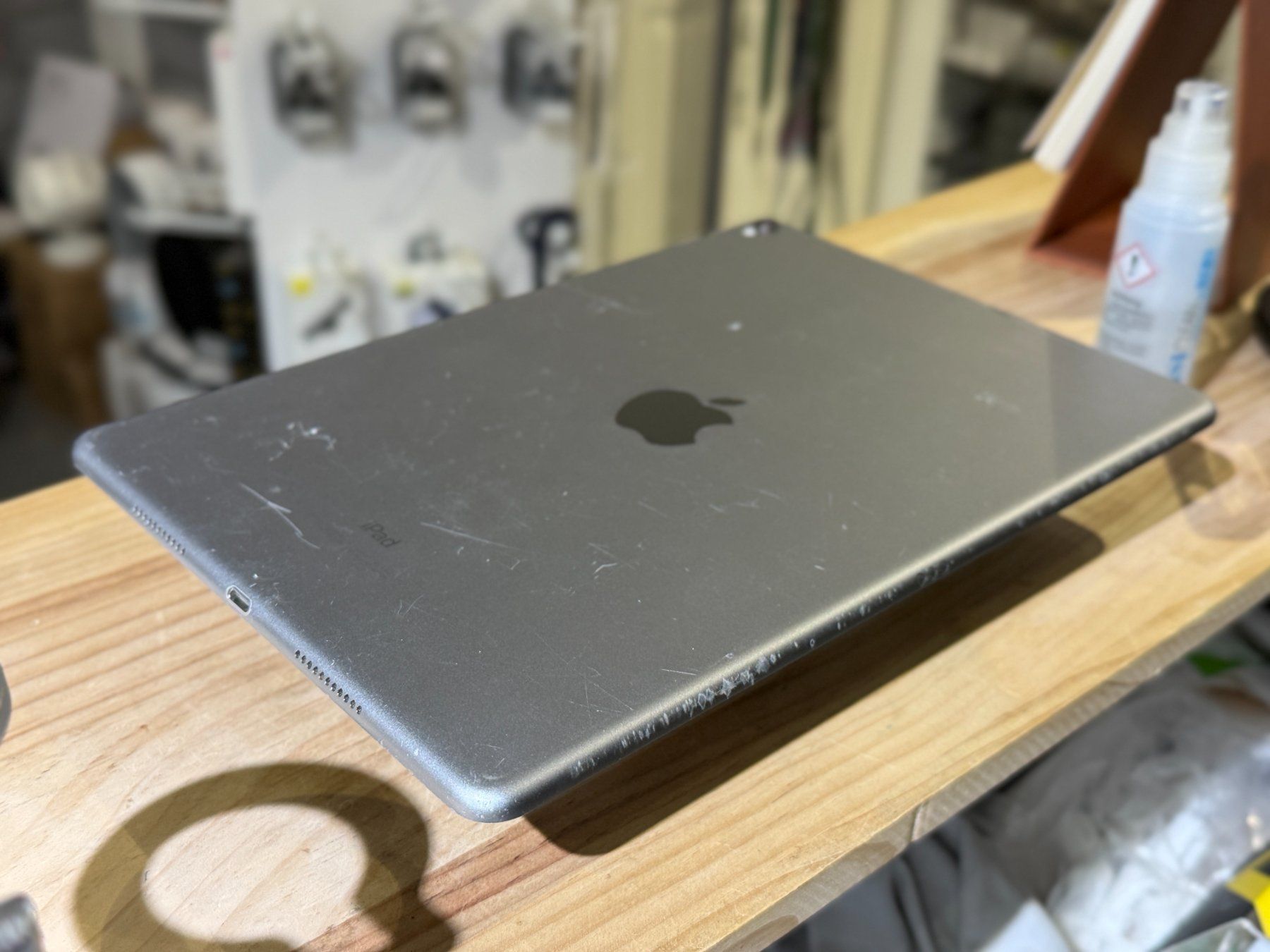 iPad Pro 10.5 (A1701) Complete Chassis + Grey Battery (D'occasion) à ...