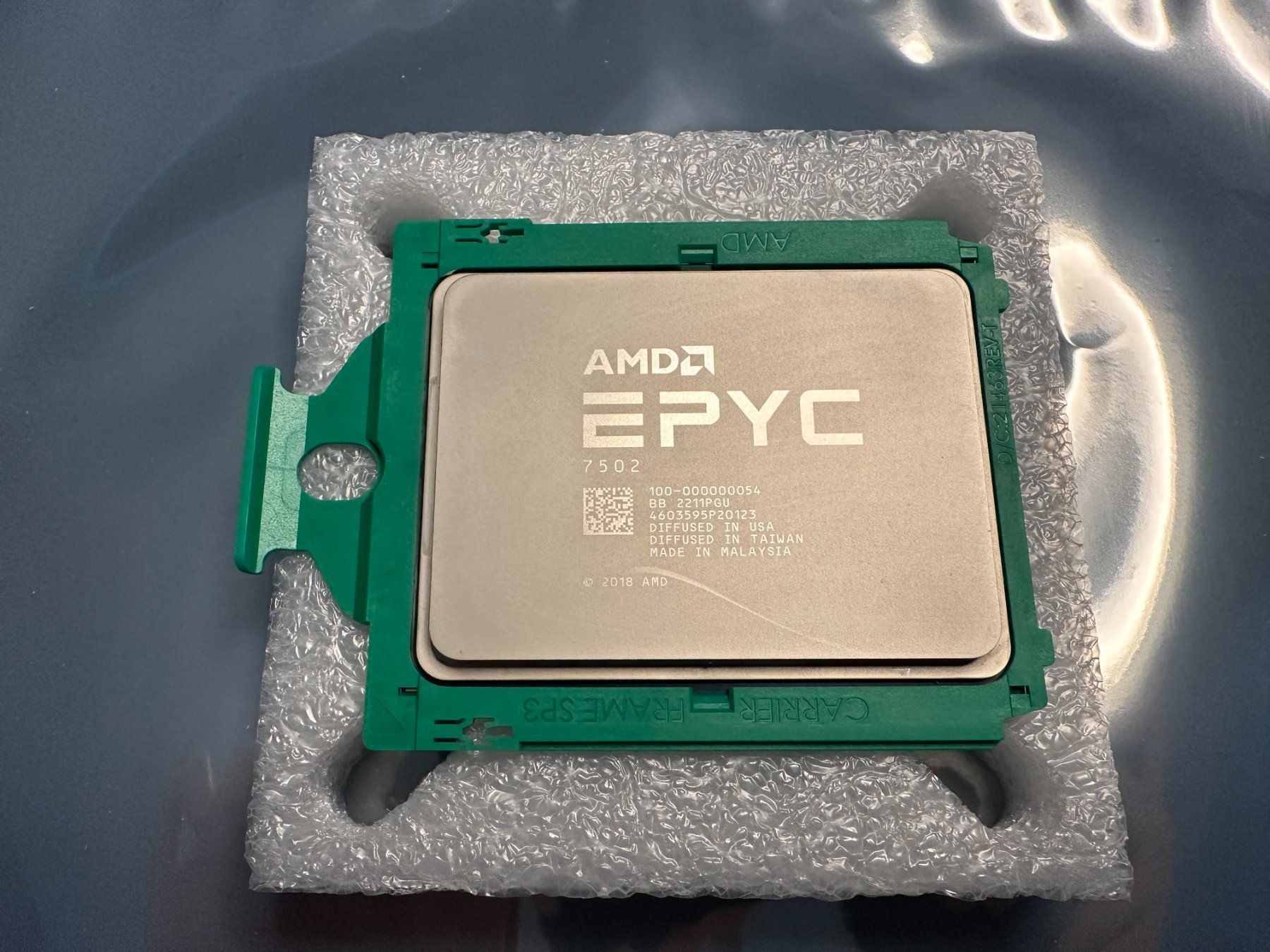 AMD EPYC 7502 32 Core (Gebraucht) in Pregassona für CHF 149 – mit ...