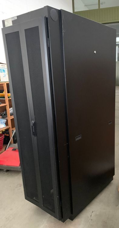 Server Rack/Netzwerkschrank 40HE auf Rollen, ca. 200x110x65 (Gebraucht ...