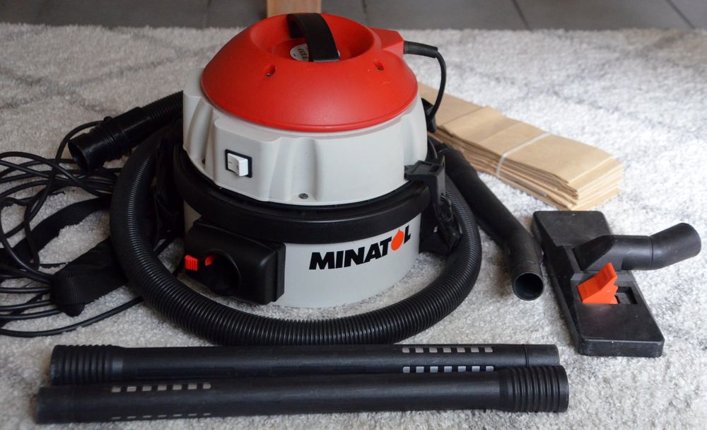 MINATOL Rückenstaubsauger / Aspirateur dorsal (Gebraucht) in Collonges ...