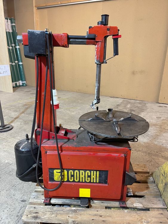 Corghi A 2019 Reifenmontiermaschine (Gebraucht) in Winterthur für CHF ...