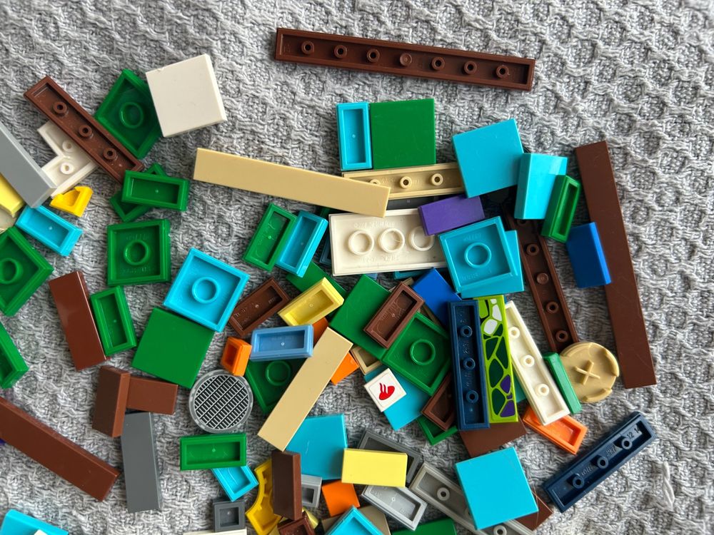 100 ganz dünne flache Lego Plättli ab 1 Franken (Gebraucht) in ...
