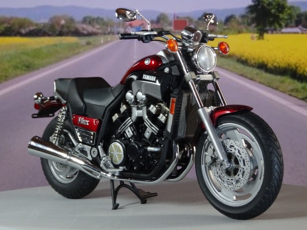 Minichamps 122 163701, Yamaha Vmax, 1993, Red metallic, 1:12 (Neu ...