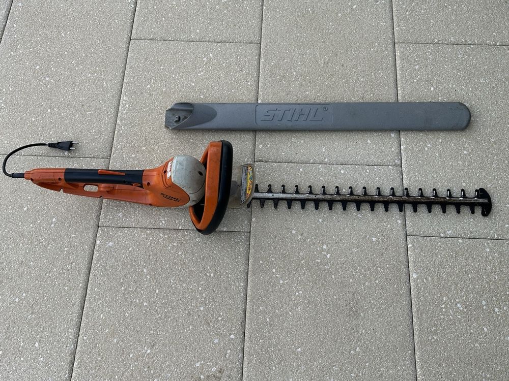 Heckenschere Stihl HSE 81 (Defekt) in Schöftland für CHF 49 – nur Abholung auf Ricardo kaufen