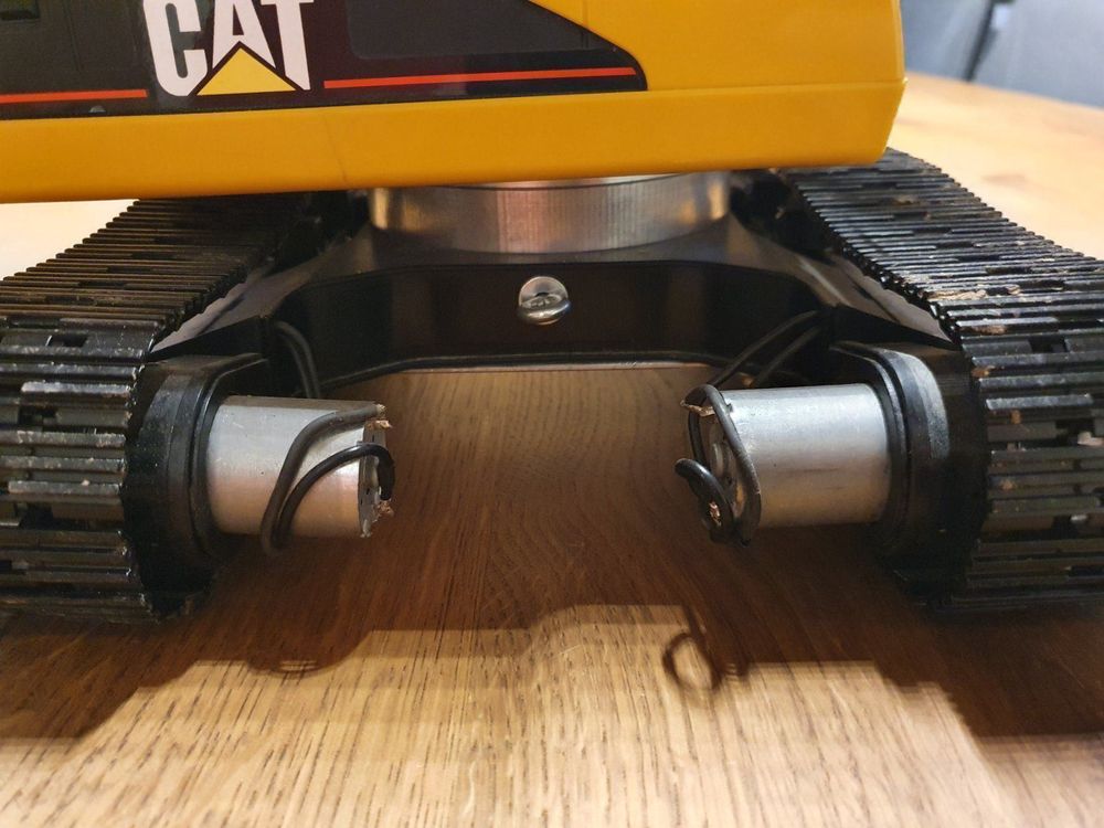RC Hydraulik Cat 320 | Kaufen auf Ricardo